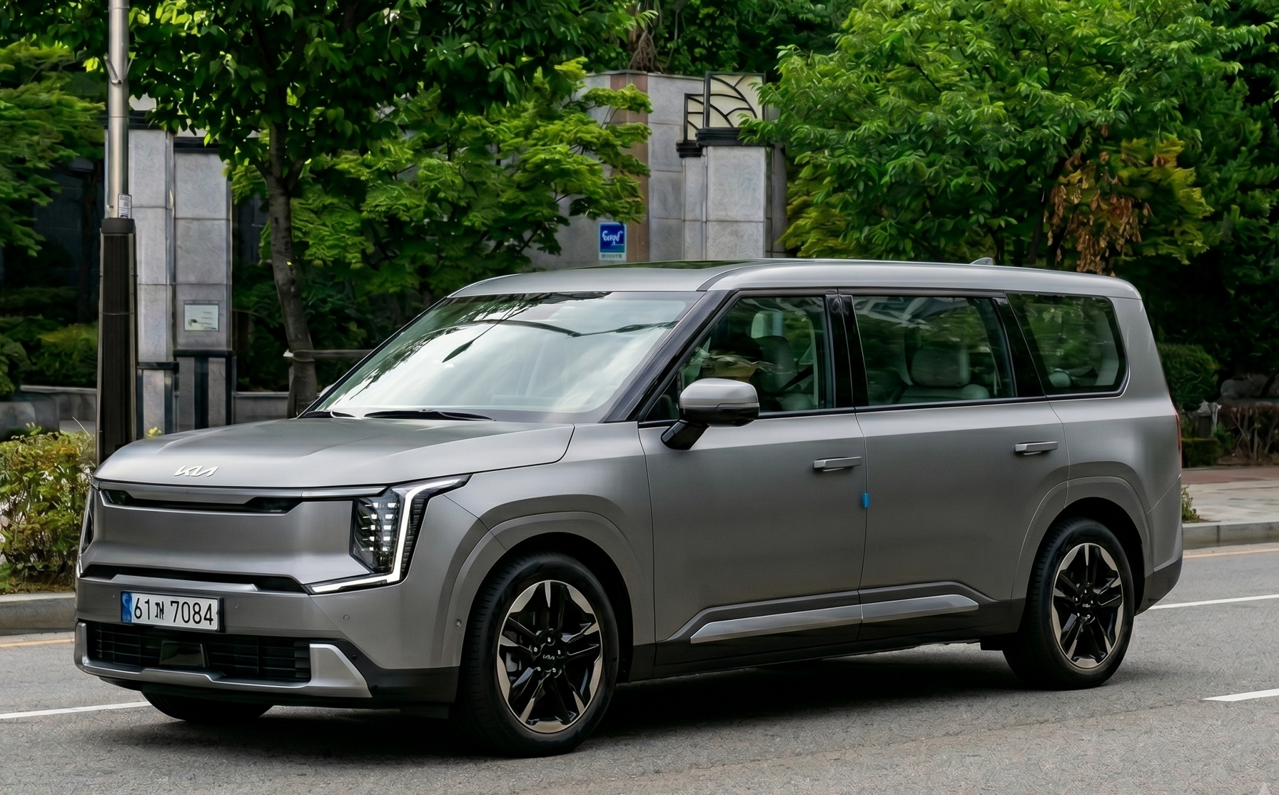 Kia PV7 lần đầu xuất hiện: Xe điện PBV cỡ lớn dài gần 6 mét, tham vọng ...
